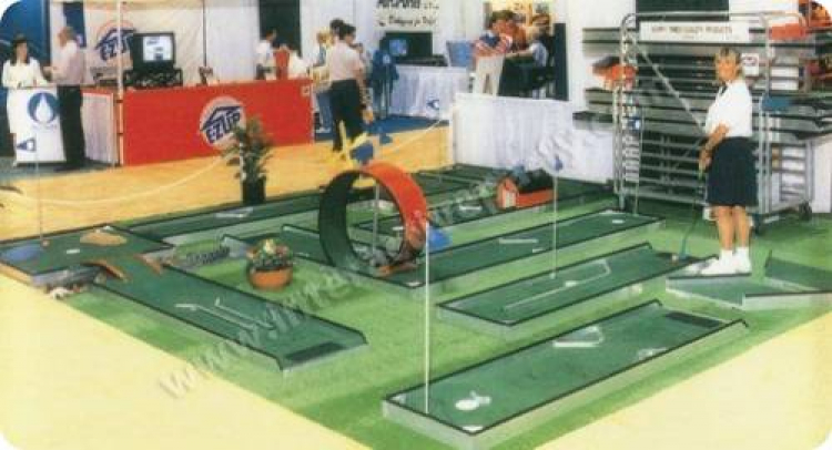 Putt Putt Mini Golf Course (3 Hole to 9 Hole) - Moonwalks And More